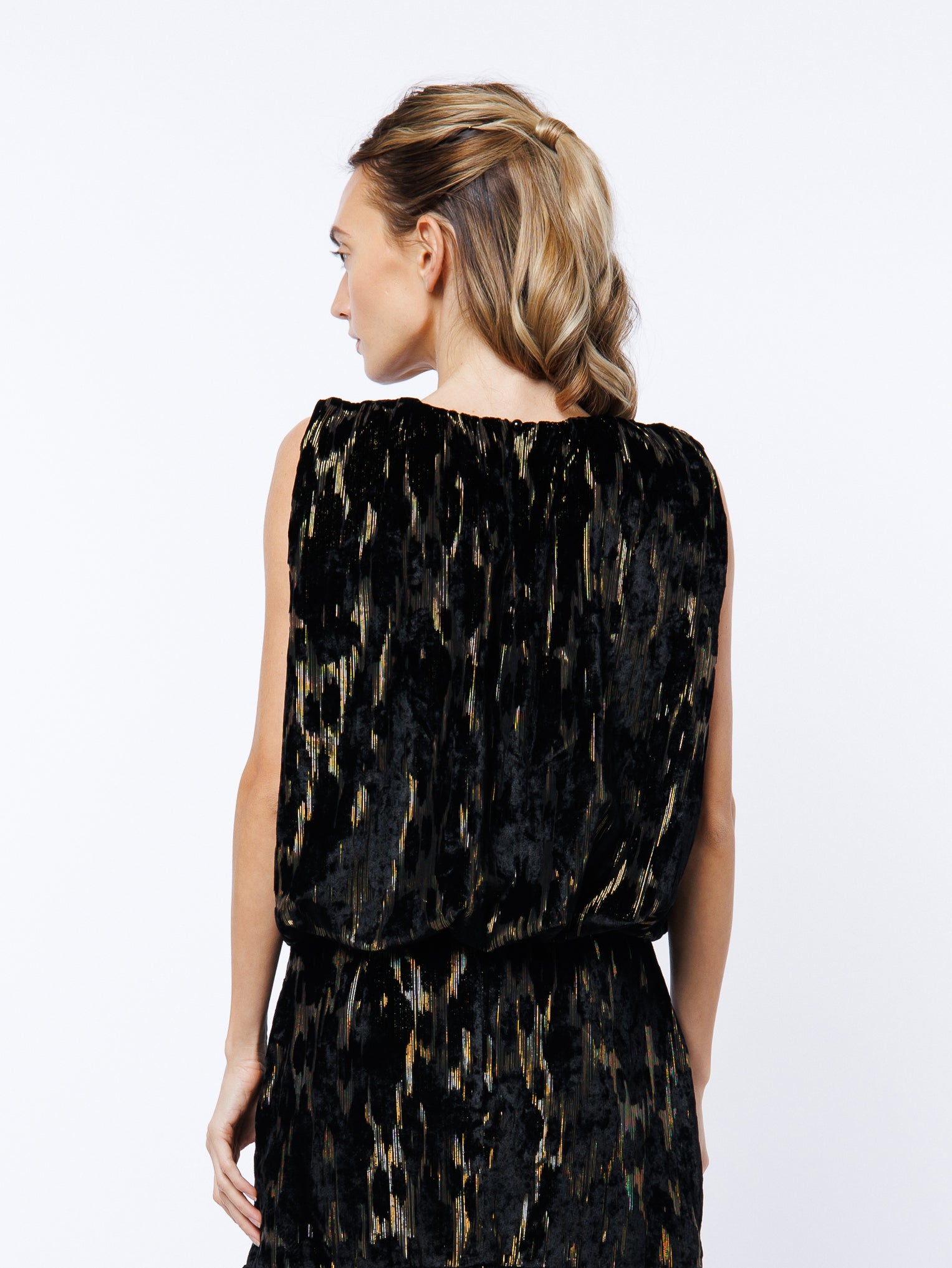 Agnese Metallic Burnout Bubble Hem Top – CIEBON